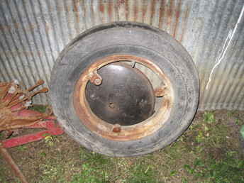 Used Farm Tractors for Sale: Farmall C Rim And Tire (2009-09-28 ...