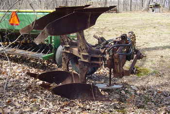 Used Farm Tractors for Sale: Ih 2 Bottom Rollover Plow (2009-10-27 ...