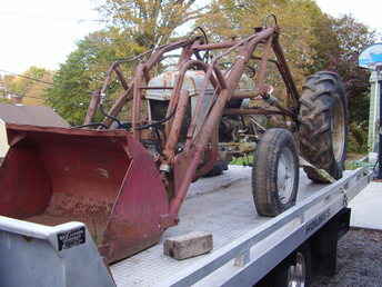 Used Farm Tractors for Sale: Dearborn Loader (2009-10-28) - Yesterday's ...