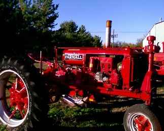Used Farm Tractors for Sale: Ihc F20 (2009-10-30) - Yesterday's Tractors