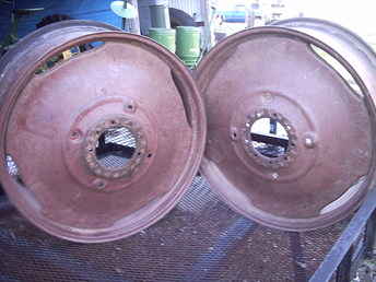 Used Farm Tractors for Sale: 16X38 Pressed Steel Rims (2009-11-02 ...