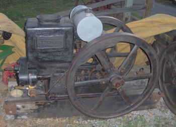 Used Farm Tractors for Sale: 6 HP Foos Gas Engine (2009-11-11 ...