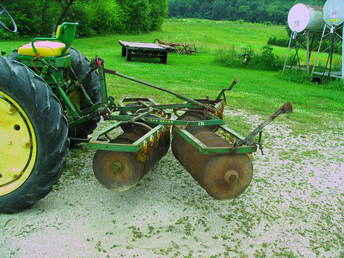 Used Farm Tractors for Sale: John Deere 3PT KBL Disk 8 FT. (2009-11-21 ...