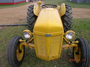 Used Farm Tractors for Sale: Ferguson To 20 Or 30 W/Mower (2009-11-23 ...