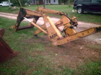 Used Farm Tractors for Sale: Loader //Industrail Massey (2009-11-24 ...