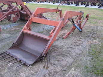 Used Farm Tractors for Sale: Loader Off Ih 300 Utility (2009-11-26 ...