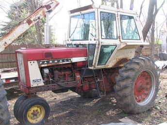 Used Farm Tractors for Sale: Farmall 706 Cab (2009-11-29) - Yesterday's ...