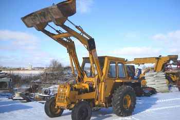 Used Farm Tractors for Sale: Ih 2500B Tractor/Loader (2009-12-23 ...