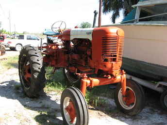 Used Farm Tractors for Sale: Case 400 High Crop (2009-12-31 ...