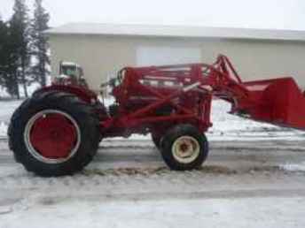 Used Farm Tractors for Sale: Ih 300 Utility With Loader (2010-01-09 ...