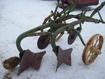 Used Farm Tractors for Sale: John Deere Two Bottom Plow (2010-01-25 ...