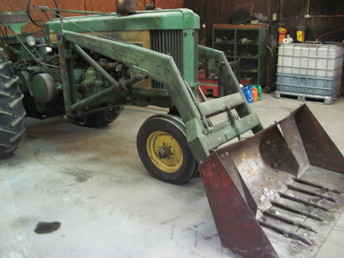 Used Farm Tractors for Sale: Loader Off John Deere 720 (2010-02-04 ...