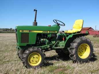 Used Farm Tractors for Sale: 1984 John Deere 650 4WD (2010-02-23 ...