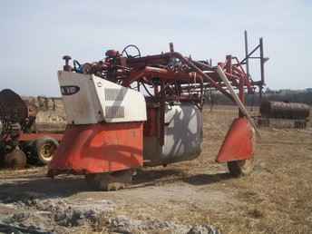 Used Farm Tractors for Sale: 306 Hahn Highboy Tobacco Spray (2010-03-07 ...