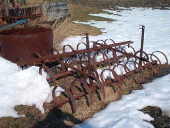 Used Farm Tractors for Sale: J.D. Spring Tooth Drag (2010-03-08 ...