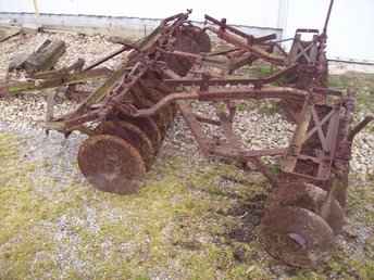 Used Farm Tractors for Sale: Ihc 8 Foot Pull Type Disc (2010-03-14 ...