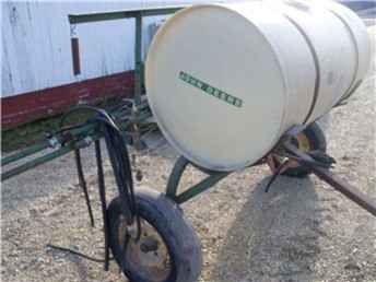 Used Farm Tractors for Sale: John Deere 29 Field Sprayer, Vintage (2010 ...