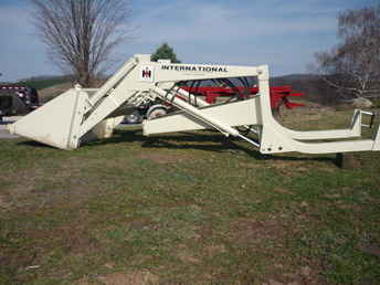 Used Farm Tractors for Sale: Ih 2000 Loader (2010-03-22) - Yesterday's ...