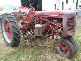 Used Farm Tractors for Sale: Farmall C Mounted Planter (2010-03-26 ...