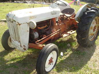 Used Farm Tractors for Sale: 1955 Ford 650 (2010-03-27) - Yesterday's ...