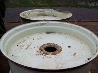 Used Farm Tractors for Sale: 16 X 38 8 Lug Wheels (2010-03-29 ...