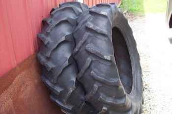 Used Farm Tractors for Sale: 13.6X28 Tractor Tires (2010-04-20 ...