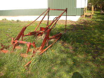 Used Farm Tractors for Sale: Farmall 30 Loader For H Or M (2010-04-26 ...