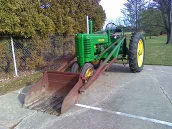 Used Farm Tractors for Sale: John Deere 45 Loader (2010-04-26 ...