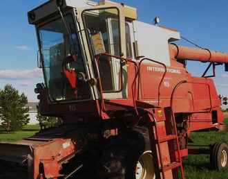 Used Farm Tractors for Sale: Ih 915 Corn & Soybean Special (2010-05-10 ...