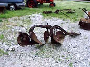Used Farm Tractors for Sale: Farmall C Mounted Plows (2010-05-18 ...