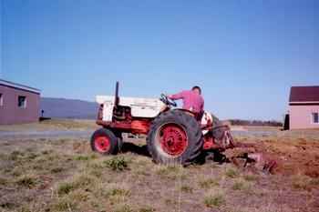 Used Farm Tractors for Sale: 2 Case 411B'S & A Case 310 TLB (2003-05-27 ...