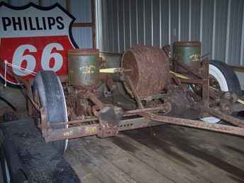 Used Farm Tractors for Sale: J,D. 290 Check Wire Planter (2010-06-06 ...