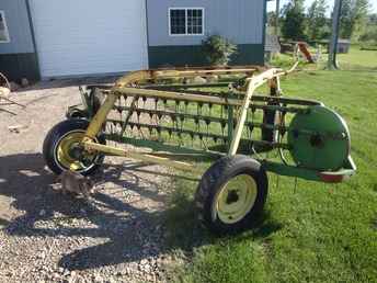 Used Farm Tractors for Sale: John Deere 640 Hay Rake (2010-06-11 ...