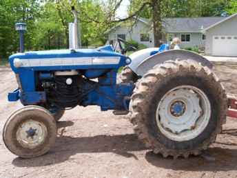 Used Farm Tractors for Sale: Ford 5000 Gas Select-O-Speed (2010-06-15 ...