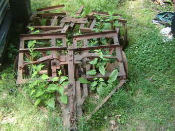 Used Farm Tractors for Sale: Farmall Cub Double Disk Harrow (2010-06-20 ...