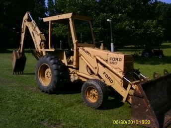Used Farm Tractors for Sale: Ford Backhoe (2010-06-30) - Yesterday's ...
