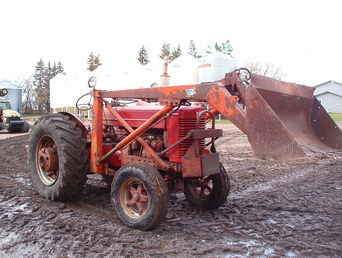 Used Farm Tractors for Sale: Loader Tractor Ihc Super W6 (2010-07-01 ...