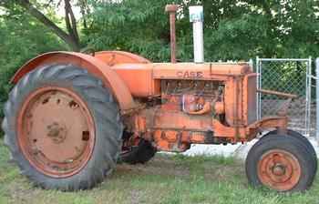 Used Farm Tractors for Sale: 1937 CC Case (2003-06-02) - Yesterday's ...