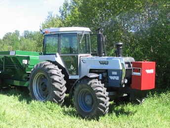 Used Farm Tractors for Sale: White 2-110 4X4 (2010-07-06) - Yesterday's ...