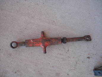 Used Farm Tractors for Sale: Case Eagle Hitch Top Link (2010-07-06 ...