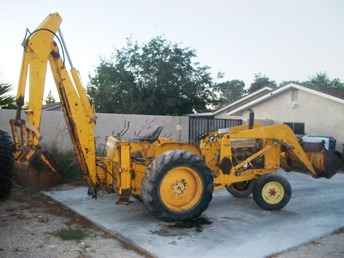 Used Farm Tractors for Sale: John Deere 2010 Industrial W/ Backhoe ...