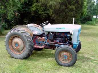 Used Farm Tractors for Sale: 1959 881 Ford Tractor (2010-07-08 ...