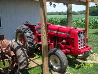 Used Farm Tractors for Sale: 454 International With Loader (2010-07-10 ...