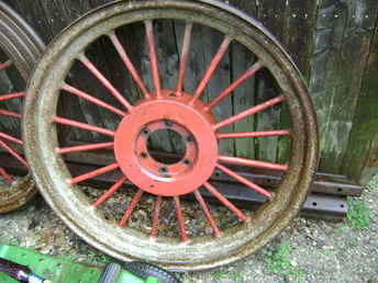 Used Farm Tractors for Sale: John Deere GP WT Round Spokes (2010-07-14 ...