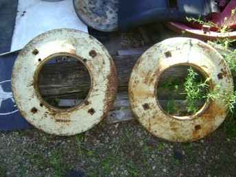 Used Farm Tractors for Sale: 2 Oliver Rear Wheel Weights (2010-07-27 ...