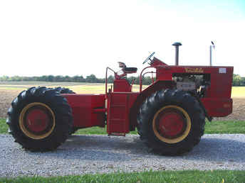 Used Farm Tractors for Sale: Versatile D-118 (2010-07-31) - Yesterday's ...