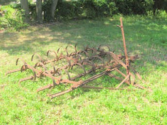 Used Farm Tractors for Sale: John Deere Spring Harrow (2010-08-01 ...