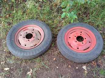 Used Farm Tractors for Sale: Farmall Cub Front Wheels (2010-08-03 ...