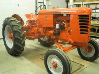 Used Farm Tractors for Sale: 1954 Case VAC 14 (2010-08-04) - Yesterday ...