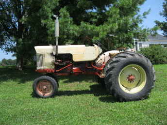 Used Farm Tractors for Sale: Case 411B 1959 (2010-08-13) - Yesterday's ...